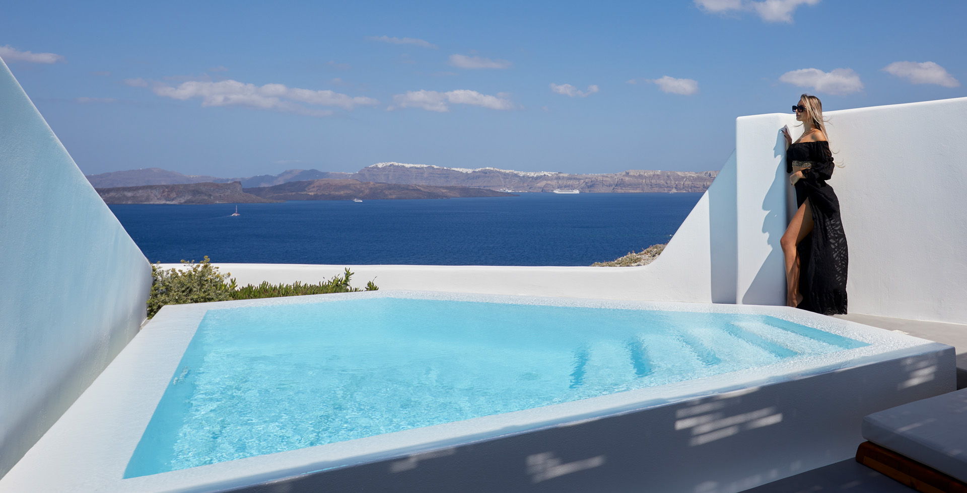 The Diamond Suite With Diamond Infinity Heated Pool - Caldera Sea View